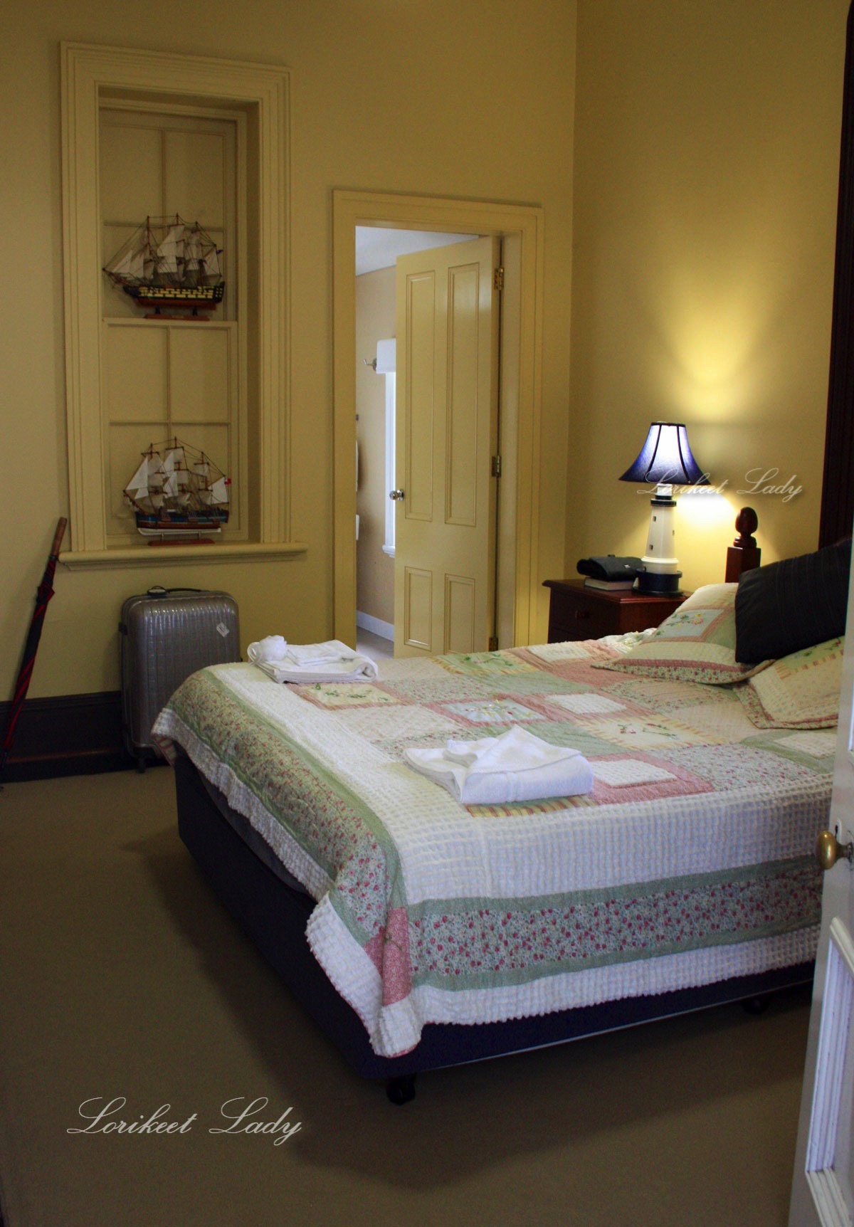 A night in the lighthouse | Lorikeetlady travels